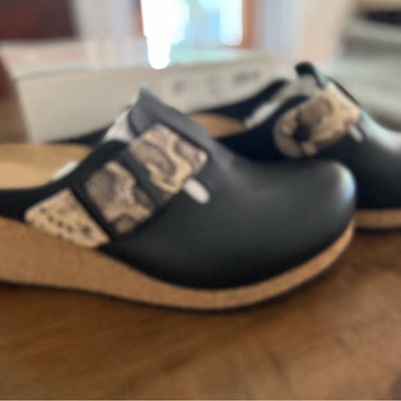 Papillio | Shoes | Birkenstock Papillio Stylish Black Slipon Womens ...